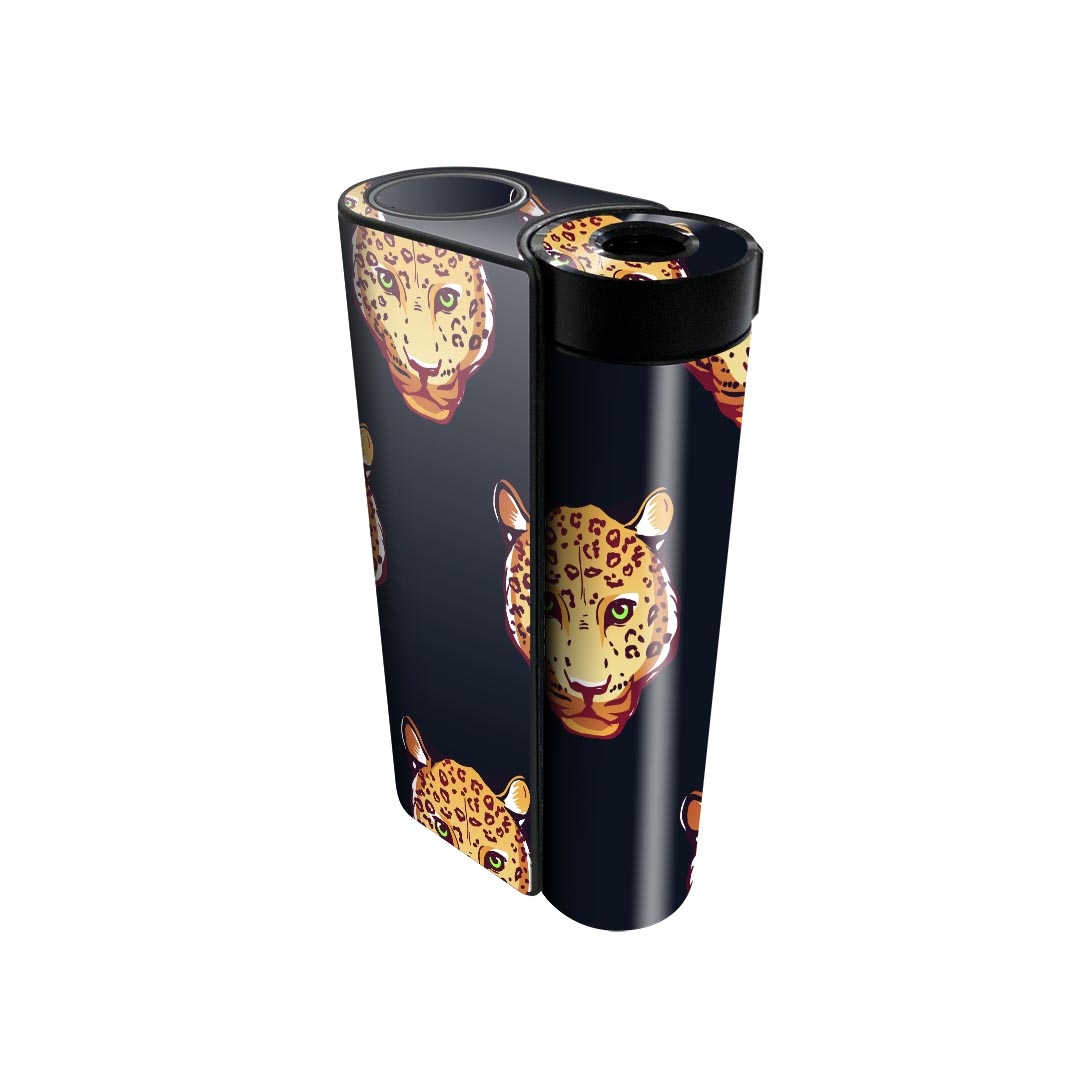 商品特徴・貼るだけでかんたん着せ替え、glo hyperx2 専用デザインスキンシール・高精細プリントで写真と遜色のない仕上がり！半光沢シートでしっとりツヤのある表現力・正面に加え、天面・底面シールがセットで一体感アップ！・ちょっとしたすり...