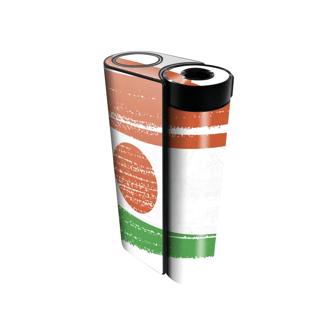 商品特徴・貼るだけでかんたん着せ替え、glo hyperx2 専用デザインスキンシール・高精細プリントで写真と遜色のない仕上がり！半光沢シートでしっとりツヤのある表現力・正面に加え、天面・底面シールがセットで一体感アップ！・ちょっとしたすり...