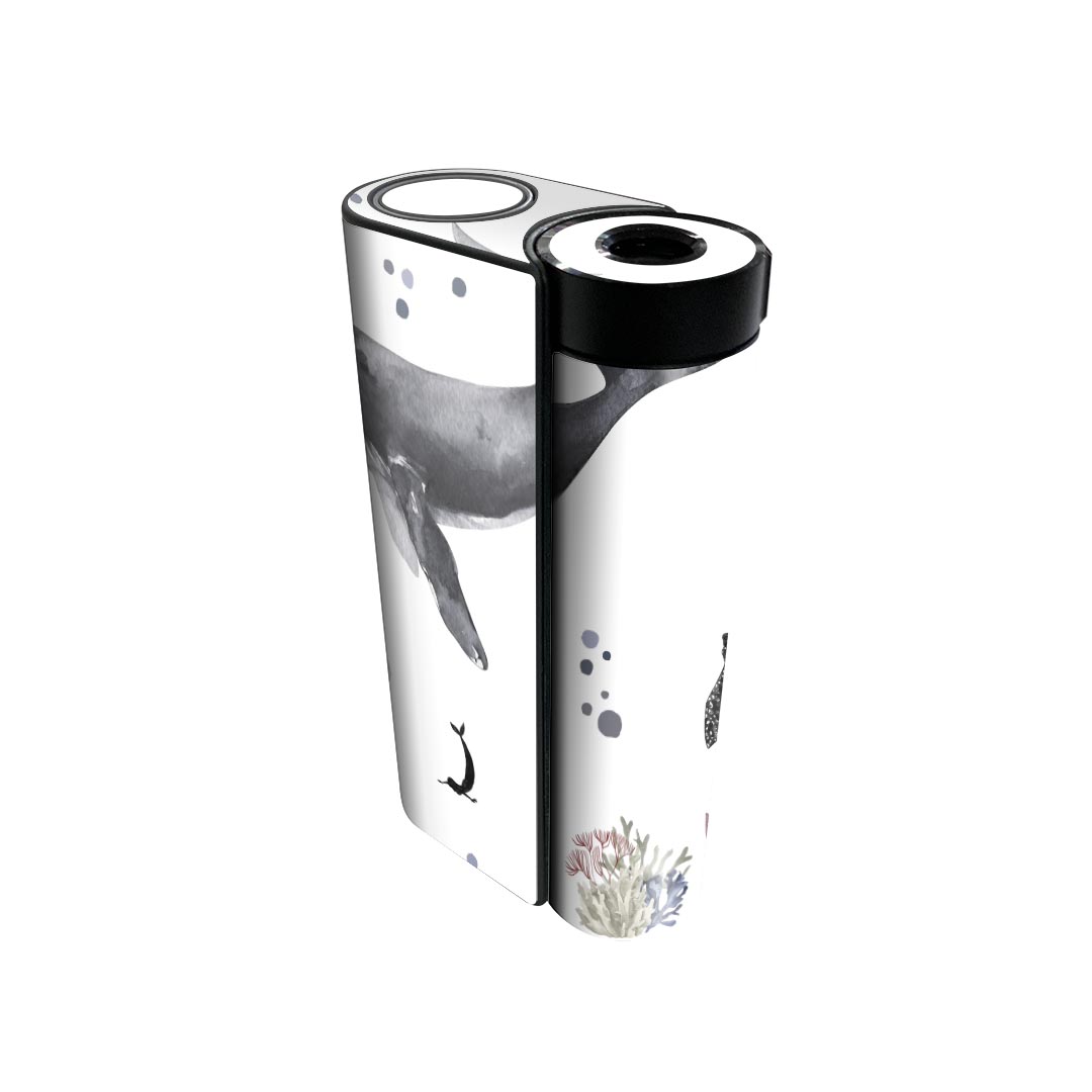 商品特徴・貼るだけでかんたん着せ替え、glo hyperx2 専用デザインスキンシール・高精細プリントで写真と遜色のない仕上がり！半光沢シートでしっとりツヤのある表現力・正面に加え、天面・底面シールがセットで一体感アップ！・ちょっとしたすり...