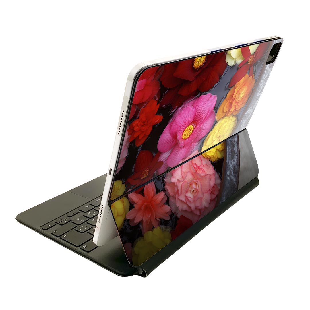 商品特徴・貼るだけでおしゃれに簡単着せ替え、Magic Keyboard 全面デザインスキンシール！・高精細プリントで写真と遜色がない仕上がり！・ちょっとしたすり傷から端末を保護！・「裸で持つ派」の人にはもちろん、お手持ちのクリアケース付け...