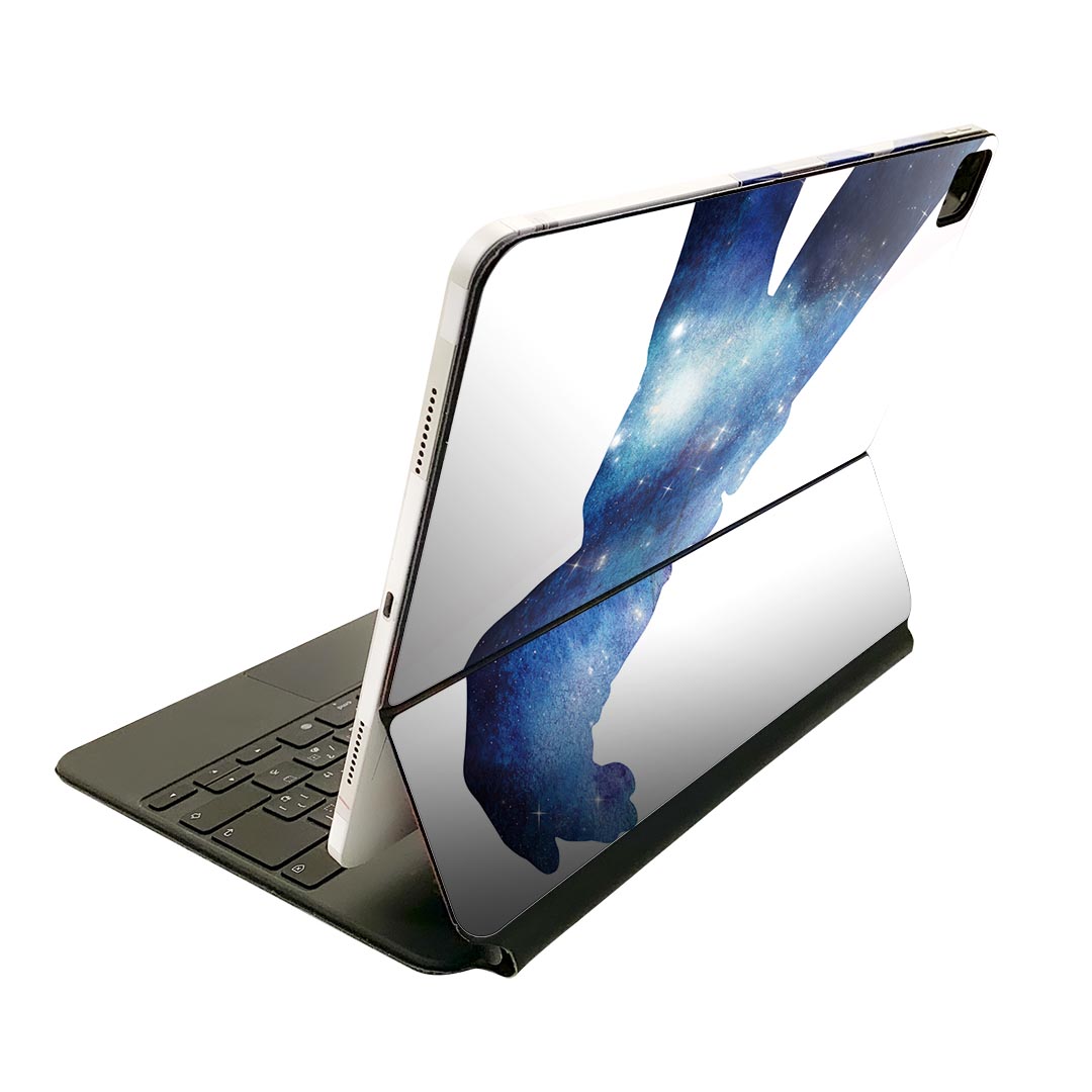 商品特徴・貼るだけでおしゃれに簡単着せ替え、Magic Keyboard 全面デザインスキンシール！・高精細プリントで写真と遜色がない仕上がり！・ちょっとしたすり傷から端末を保護！・「裸で持つ派」の人にはもちろん、お手持ちのクリアケース付け...
