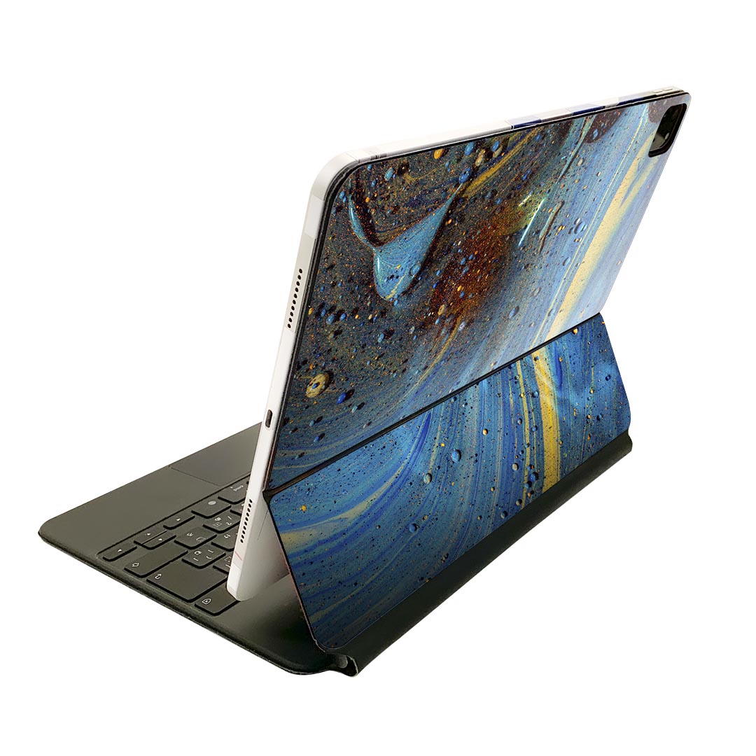 商品特徴・貼るだけでおしゃれに簡単着せ替え、Magic Keyboard 全面デザインスキンシール！・高精細プリントで写真と遜色がない仕上がり！・ちょっとしたすり傷から端末を保護！・「裸で持つ派」の人にはもちろん、お手持ちのクリアケース付け...