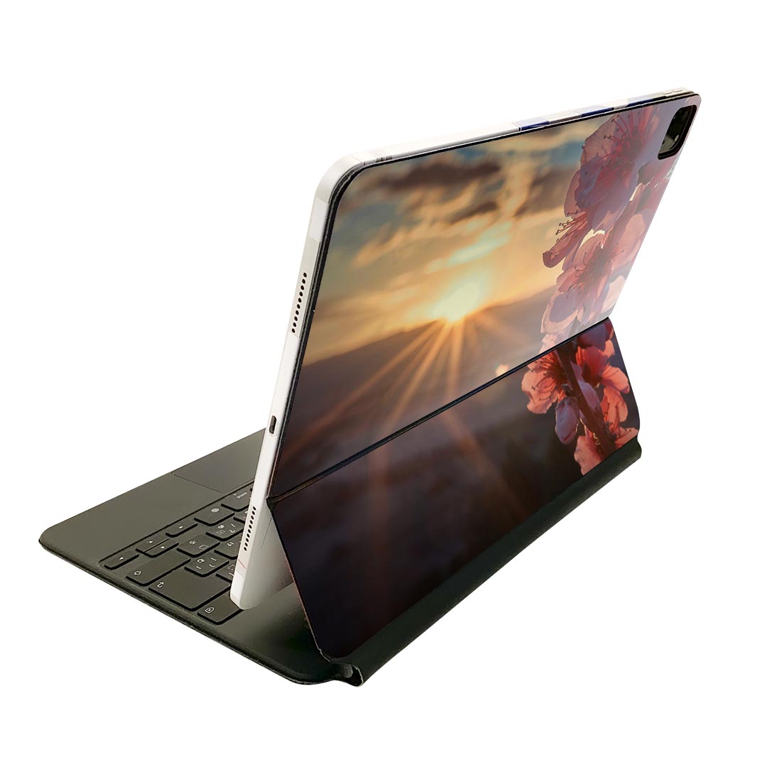 商品特徴・貼るだけでおしゃれに簡単着せ替え、Magic Keyboard 全面デザインスキンシール！・高精細プリントで写真と遜色がない仕上がり！・ちょっとしたすり傷から端末を保護！・「裸で持つ派」の人にはもちろん、お手持ちのクリアケース付け...