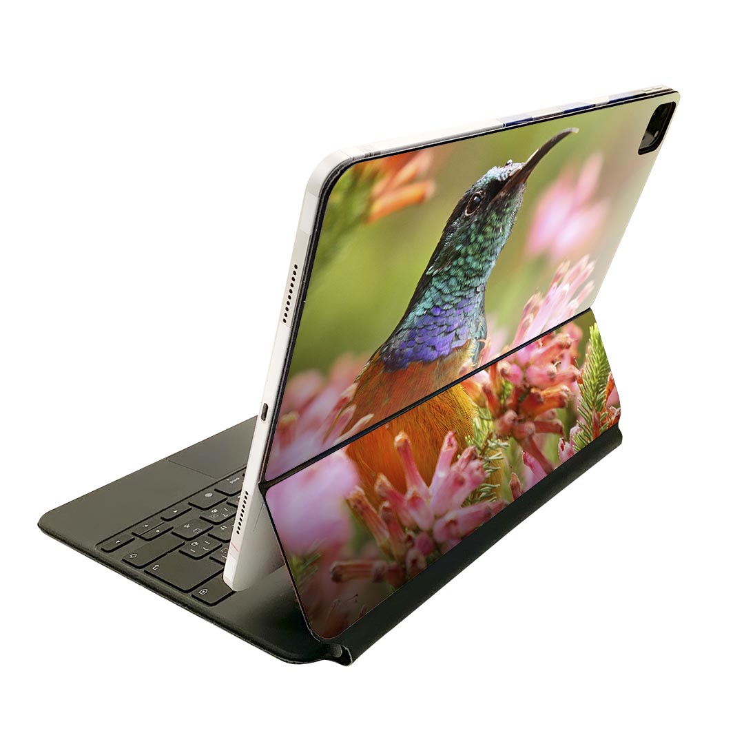 商品特徴・貼るだけでおしゃれに簡単着せ替え、Magic Keyboard 全面デザインスキンシール！・高精細プリントで写真と遜色がない仕上がり！・ちょっとしたすり傷から端末を保護！・「裸で持つ派」の人にはもちろん、お手持ちのクリアケース付け...