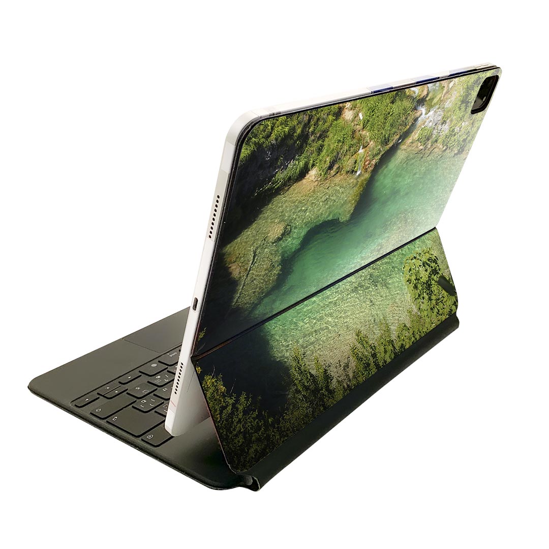 商品特徴・貼るだけでおしゃれに簡単着せ替え、Magic Keyboard 全面デザインスキンシール！・高精細プリントで写真と遜色がない仕上がり！・ちょっとしたすり傷から端末を保護！・「裸で持つ派」の人にはもちろん、お手持ちのクリアケース付け...