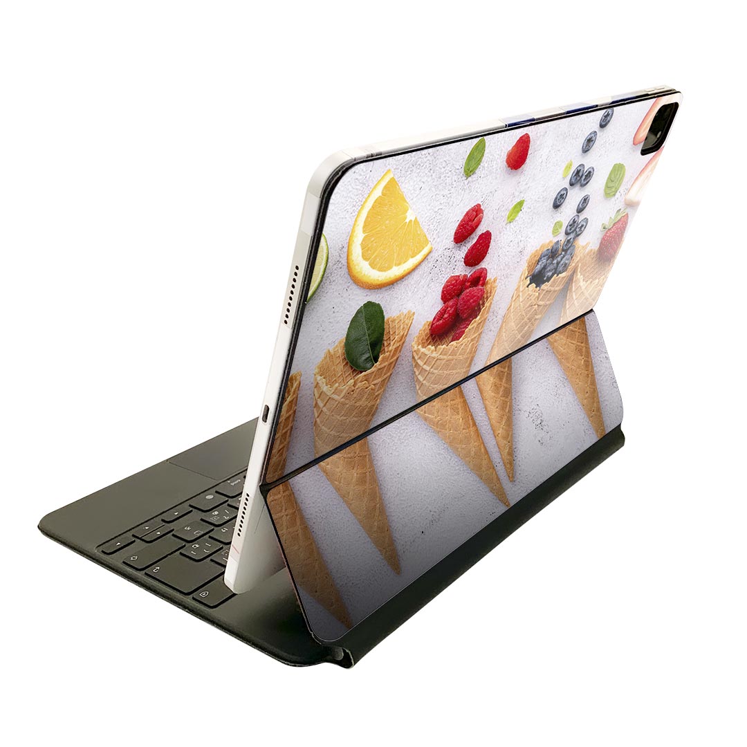 商品特徴・貼るだけでおしゃれに簡単着せ替え、Magic Keyboard 全面デザインスキンシール！・高精細プリントで写真と遜色がない仕上がり！・ちょっとしたすり傷から端末を保護！・「裸で持つ派」の人にはもちろん、お手持ちのクリアケース付け...