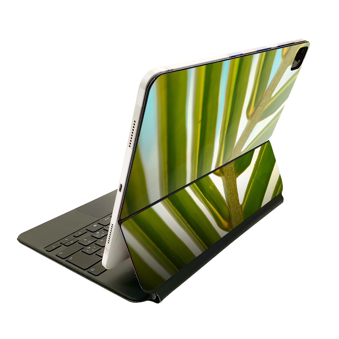 商品特徴・貼るだけでおしゃれに簡単着せ替え、Magic Keyboard 全面デザインスキンシール！・高精細プリントで写真と遜色がない仕上がり！・ちょっとしたすり傷から端末を保護！・「裸で持つ派」の人にはもちろん、お手持ちのクリアケース付け...