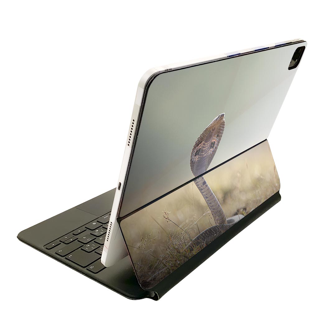 商品特徴・貼るだけでおしゃれに簡単着せ替え、Magic Keyboard 全面デザインスキンシール！・高精細プリントで写真と遜色がない仕上がり！・ちょっとしたすり傷から端末を保護！・「裸で持つ派」の人にはもちろん、お手持ちのクリアケース付け...