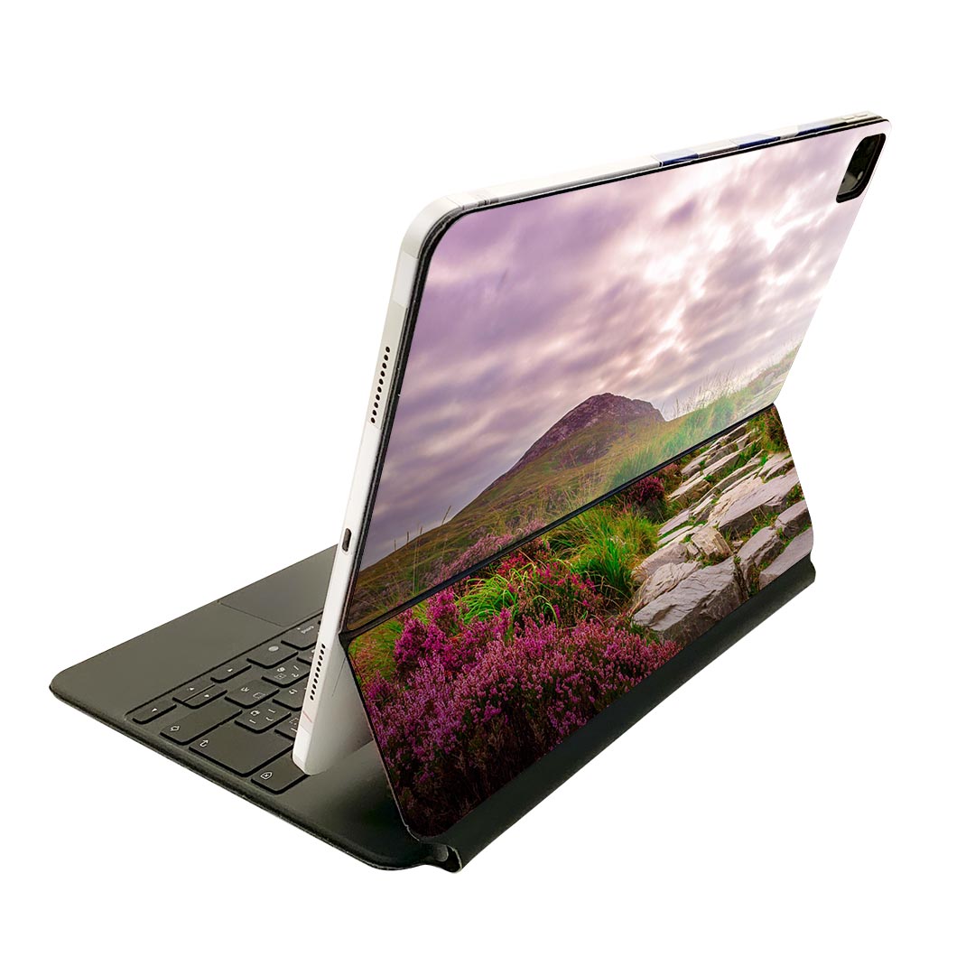 商品特徴・貼るだけでおしゃれに簡単着せ替え、Magic Keyboard 全面デザインスキンシール！・高精細プリントで写真と遜色がない仕上がり！・ちょっとしたすり傷から端末を保護！・「裸で持つ派」の人にはもちろん、お手持ちのクリアケース付け...