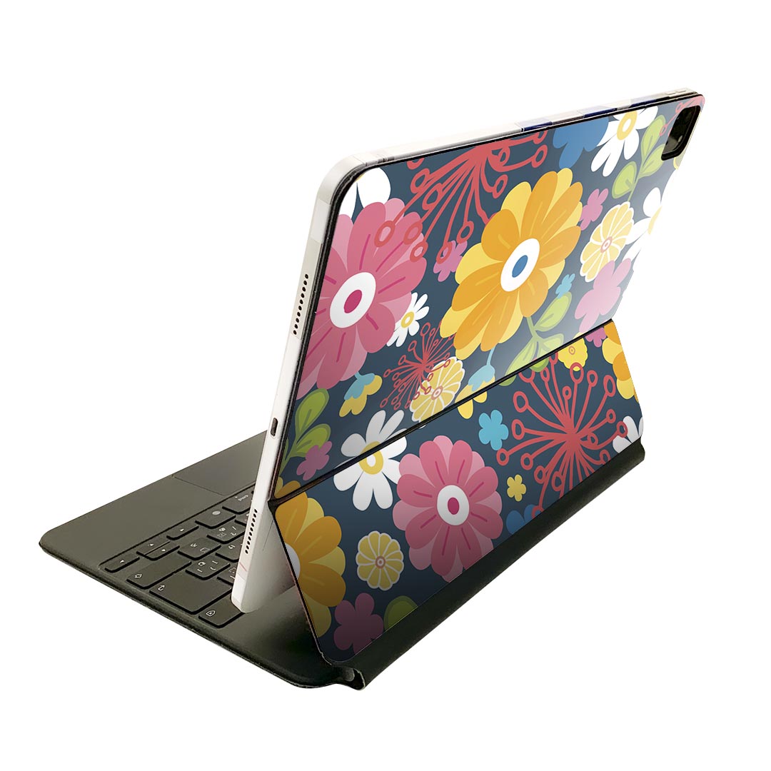 商品特徴・貼るだけでおしゃれに簡単着せ替え、Magic Keyboard 全面デザインスキンシール！・高精細プリントで写真と遜色がない仕上がり！・ちょっとしたすり傷から端末を保護！・「裸で持つ派」の人にはもちろん、お手持ちのクリアケース付け...