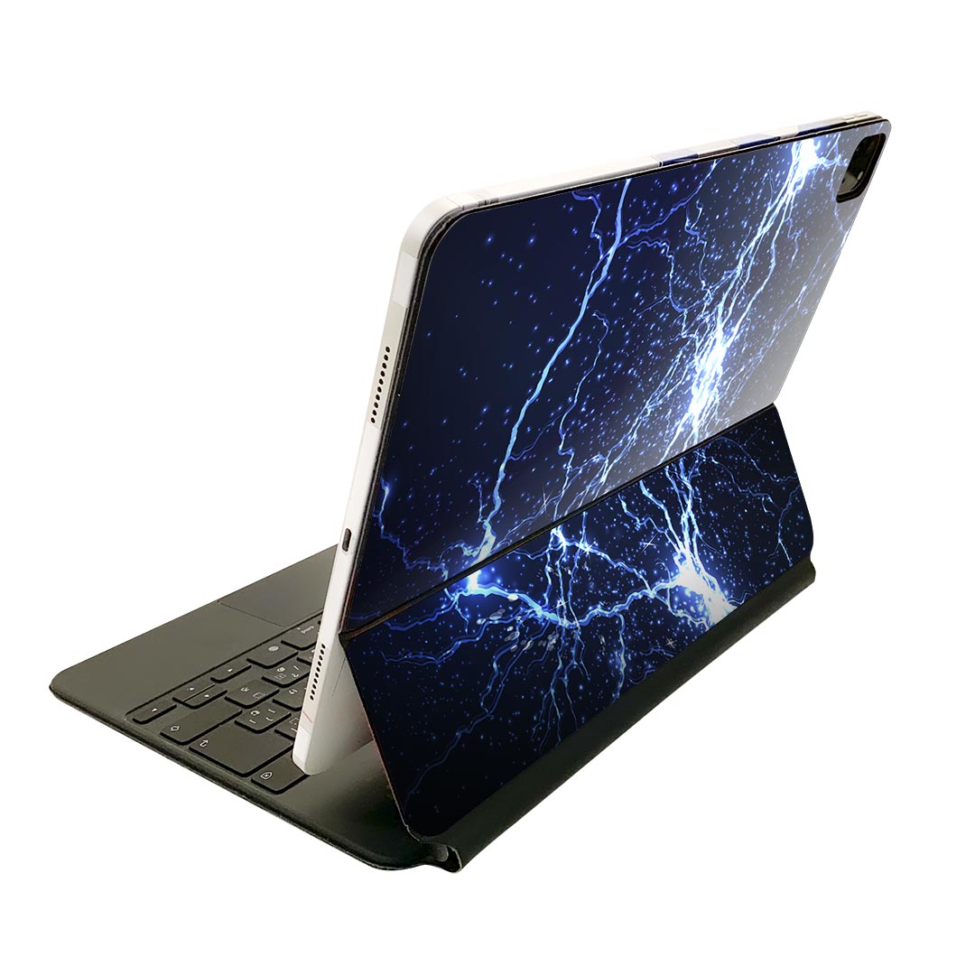 商品特徴・貼るだけでおしゃれに簡単着せ替え、Magic Keyboard 全面デザインスキンシール！・高精細プリントで写真と遜色がない仕上がり！・ちょっとしたすり傷から端末を保護！・「裸で持つ派」の人にはもちろん、お手持ちのクリアケース付け...