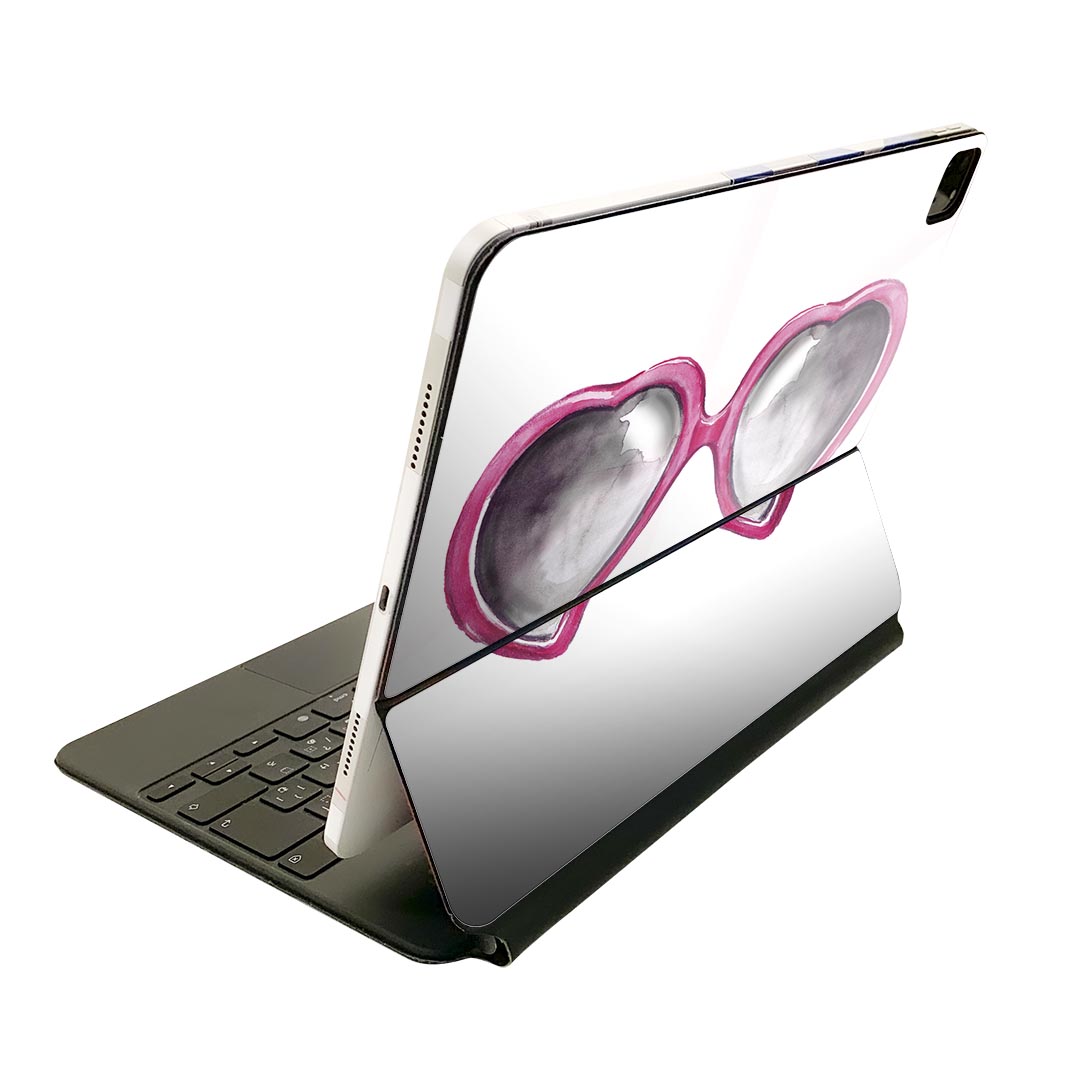 商品特徴・貼るだけでおしゃれに簡単着せ替え、Magic Keyboard 全面デザインスキンシール！・高精細プリントで写真と遜色がない仕上がり！・ちょっとしたすり傷から端末を保護！・「裸で持つ派」の人にはもちろん、お手持ちのクリアケース付け...