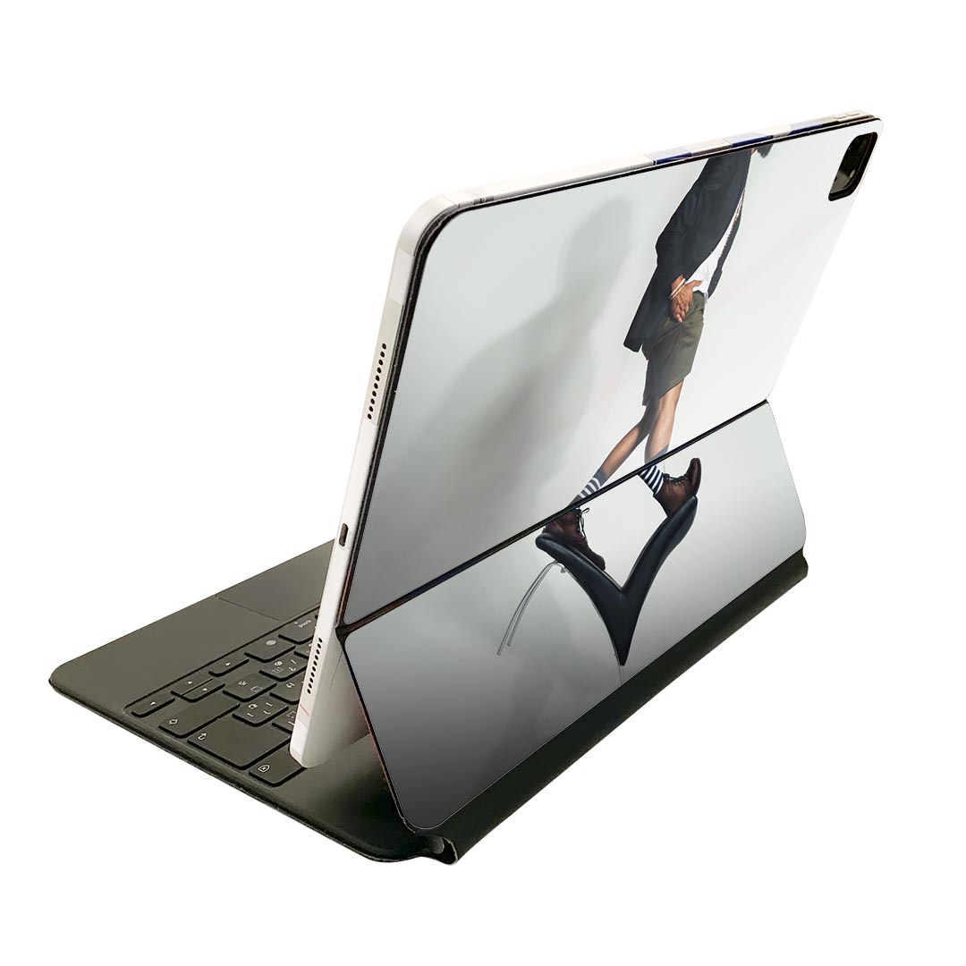商品特徴・貼るだけでおしゃれに簡単着せ替え、Magic Keyboard 全面デザインスキンシール！・高精細プリントで写真と遜色がない仕上がり！・ちょっとしたすり傷から端末を保護！・「裸で持つ派」の人にはもちろん、お手持ちのクリアケース付け...