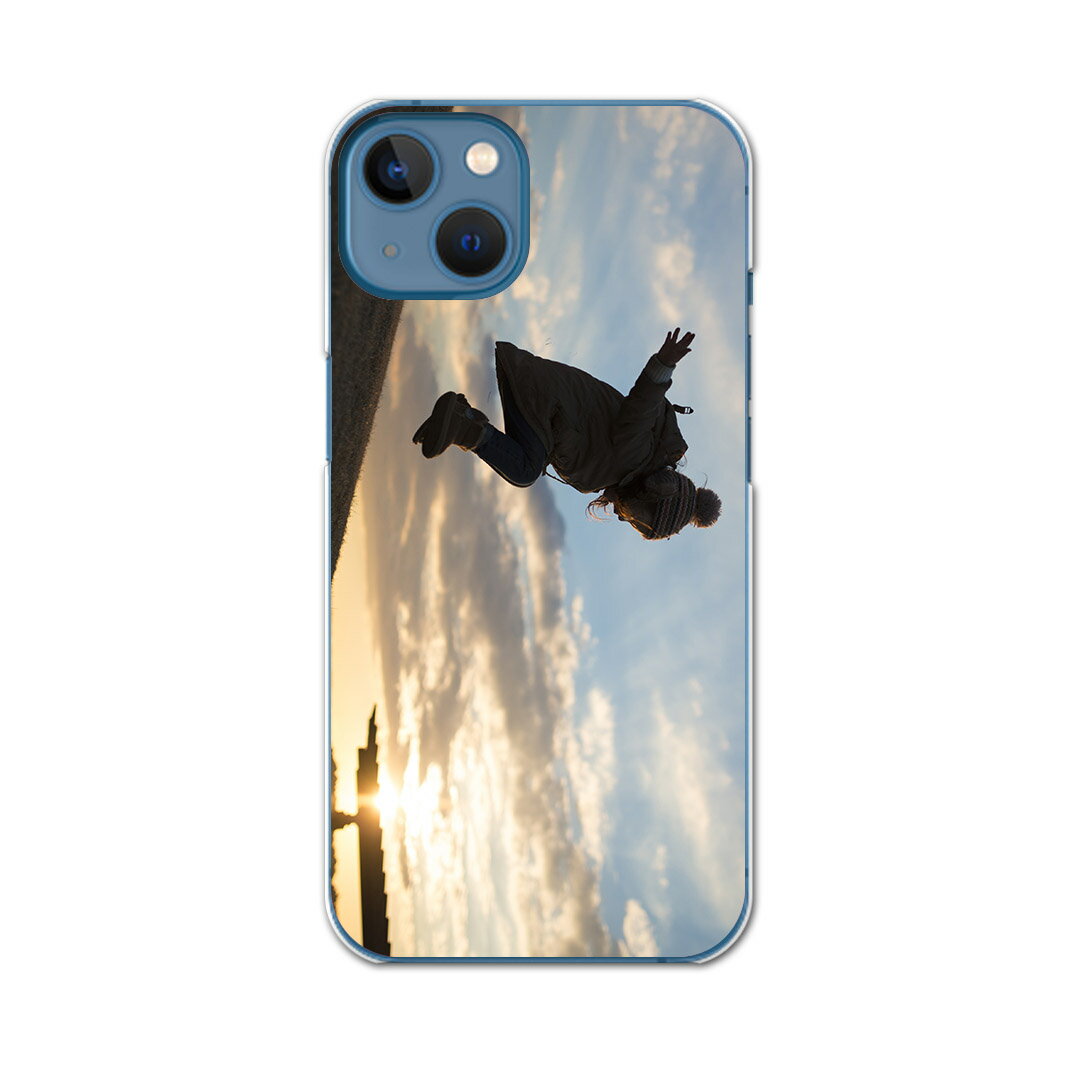 注意事項素材ケースの入荷時期により、商品写真とは一部カメラ・ボタン穴などの形状が異なるケースを使用する場合があります。また、一部機種のTPU商品は素材強度の関係でケースの上からボタン等を操作するタイプとなりますが操作に影響はありません。側面...