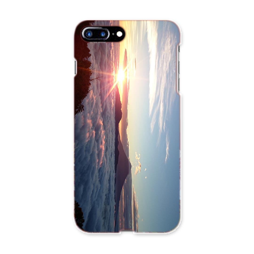 注意事項素材ケースの入荷時期により、商品写真とは一部カメラ・ボタン穴などの形状が異なるケースを使用する場合があります。また、一部機種のTPU商品は素材強度の関係でケースの上からボタン等を操作するタイプとなりますが操作に影響はありません。側面...