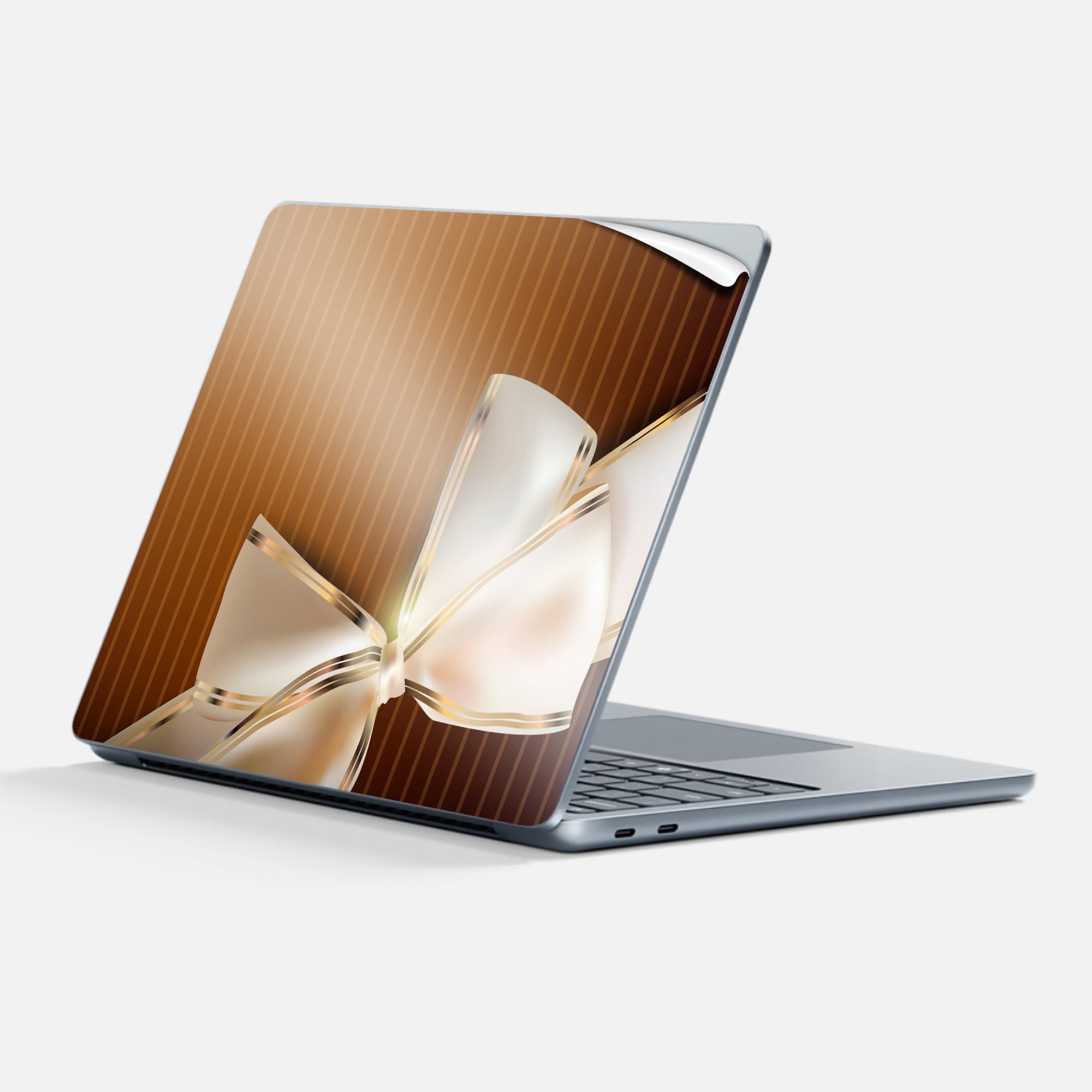 商品特徴・貼るだけでかんたん着せ替え、Surfac Laptop(第7世代) 13インチ 共通対応デザインスキンシール・高精細プリントで写真と遜色のない仕上がり！半光沢シートでしっとりツヤのある表現力・ちょっとしたすり傷からSurface本...