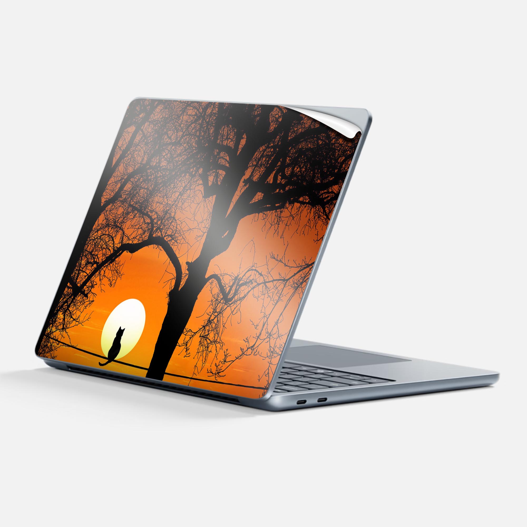 商品特徴・貼るだけでかんたん着せ替え、Surfac Laptop(第7世代) 13インチ 共通対応デザインスキンシール・高精細プリントで写真と遜色のない仕上がり！半光沢シートでしっとりツヤのある表現力・ちょっとしたすり傷からSurface本...