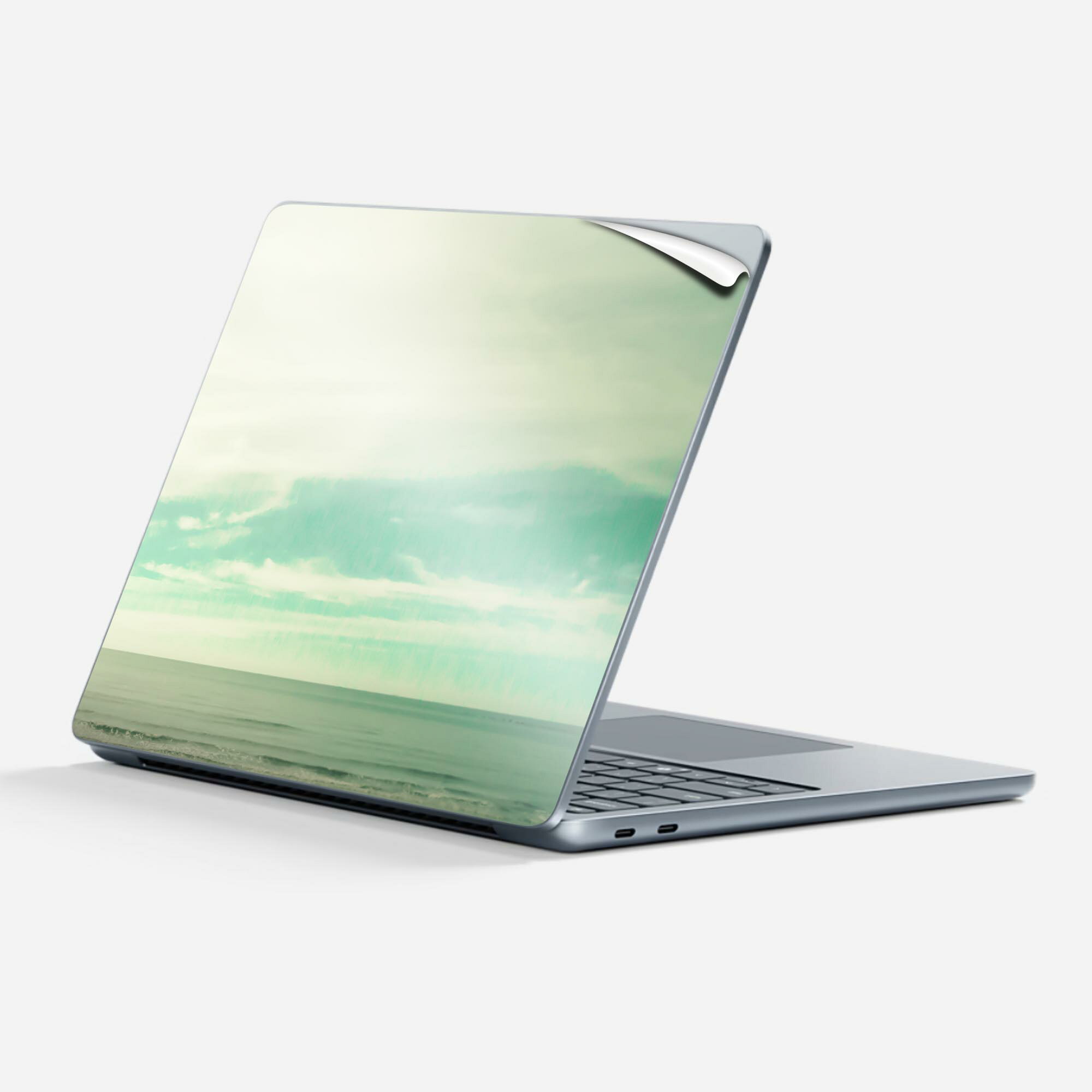 商品特徴・貼るだけでかんたん着せ替え、Surfac Laptop(第7世代) 13インチ 共通対応デザインスキンシール・高精細プリントで写真と遜色のない仕上がり！半光沢シートでしっとりツヤのある表現力・ちょっとしたすり傷からSurface本...