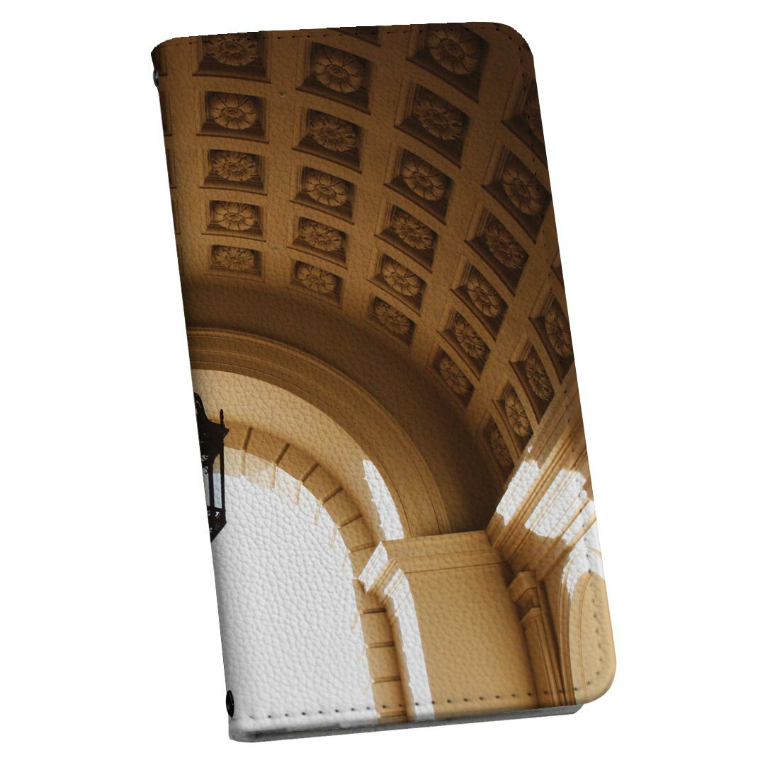 商品特徴・シームレスな全面デザイン（内側は落ち着いたオフホワイト）・外側は高品質の人工革を使用・内側にはスマホを装着するケースが付属・機種専用のカメラホール仕様でケースを装着したままの撮影が可能・ワンセグや動画の視聴に便利な横置きスタンド機...