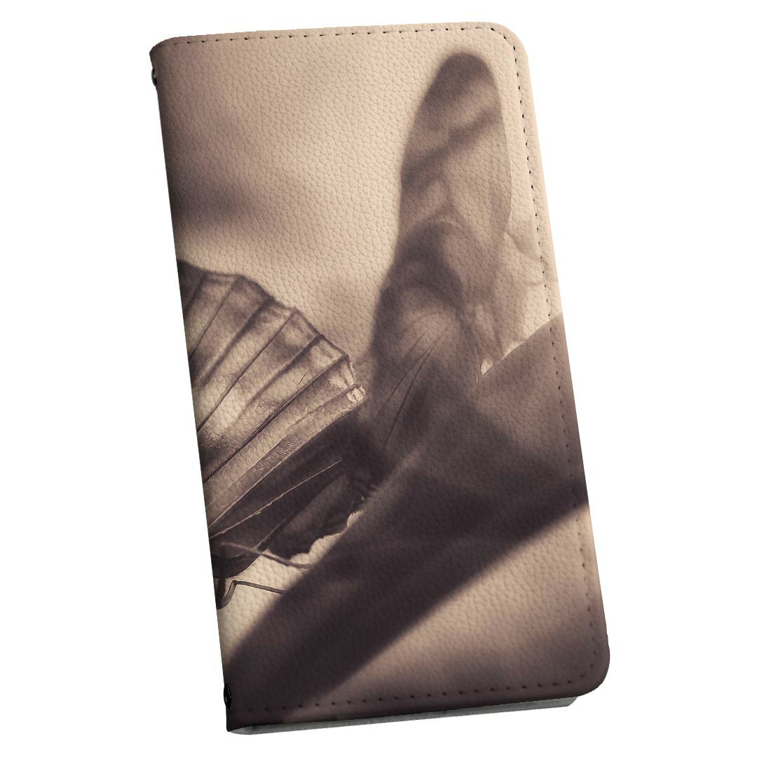 商品特徴・シームレスな全面デザイン（内側は落ち着いたオフホワイト）・外側は高品質の人工革を使用・内側にはスマホを装着するケースが付属・機種専用のカメラホール仕様でケースを装着したままの撮影が可能・ワンセグや動画の視聴に便利な横置きスタンド機...