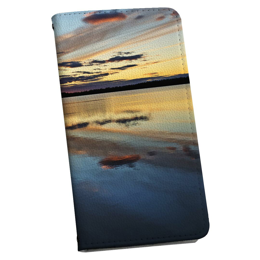 商品特徴・シームレスな全面デザイン（内側は落ち着いたオフホワイト）・外側は高品質の人工革を使用・内側にはスマホを装着するケースが付属・機種専用のカメラホール仕様でケースを装着したままの撮影が可能・ワンセグや動画の視聴に便利な横置きスタンド機...