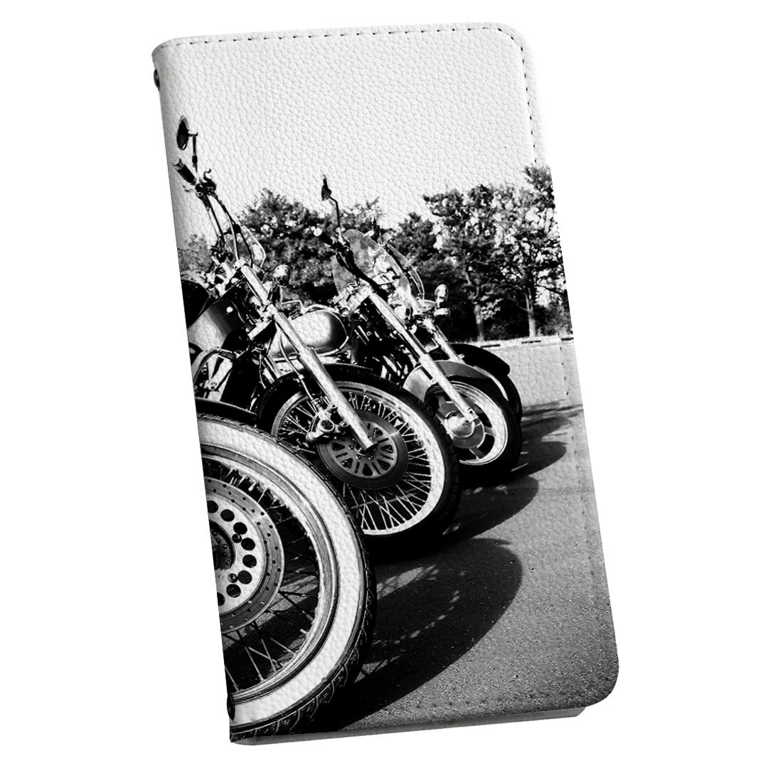 商品特徴・シームレスな全面デザイン（内側は落ち着いたオフホワイト）・外側は高品質の人工革を使用・内側にはスマホを装着するケースが付属・機種専用のカメラホール仕様でケースを装着したままの撮影が可能・ワンセグや動画の視聴に便利な横置きスタンド機...