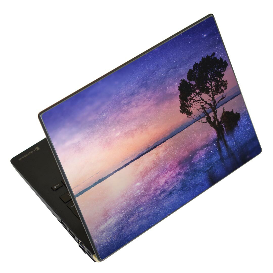商品特徴・貼るだけでおしゃれに簡単着せ替え、13.3inch以下のノートパソコンデザインスキンシール！・高精細プリントで写真と遜色がない仕上がり！・ちょっとしたすり傷から端末を保護！・「裸で持つ派」の人にはもちろん、お手持ちのクリアケース付...