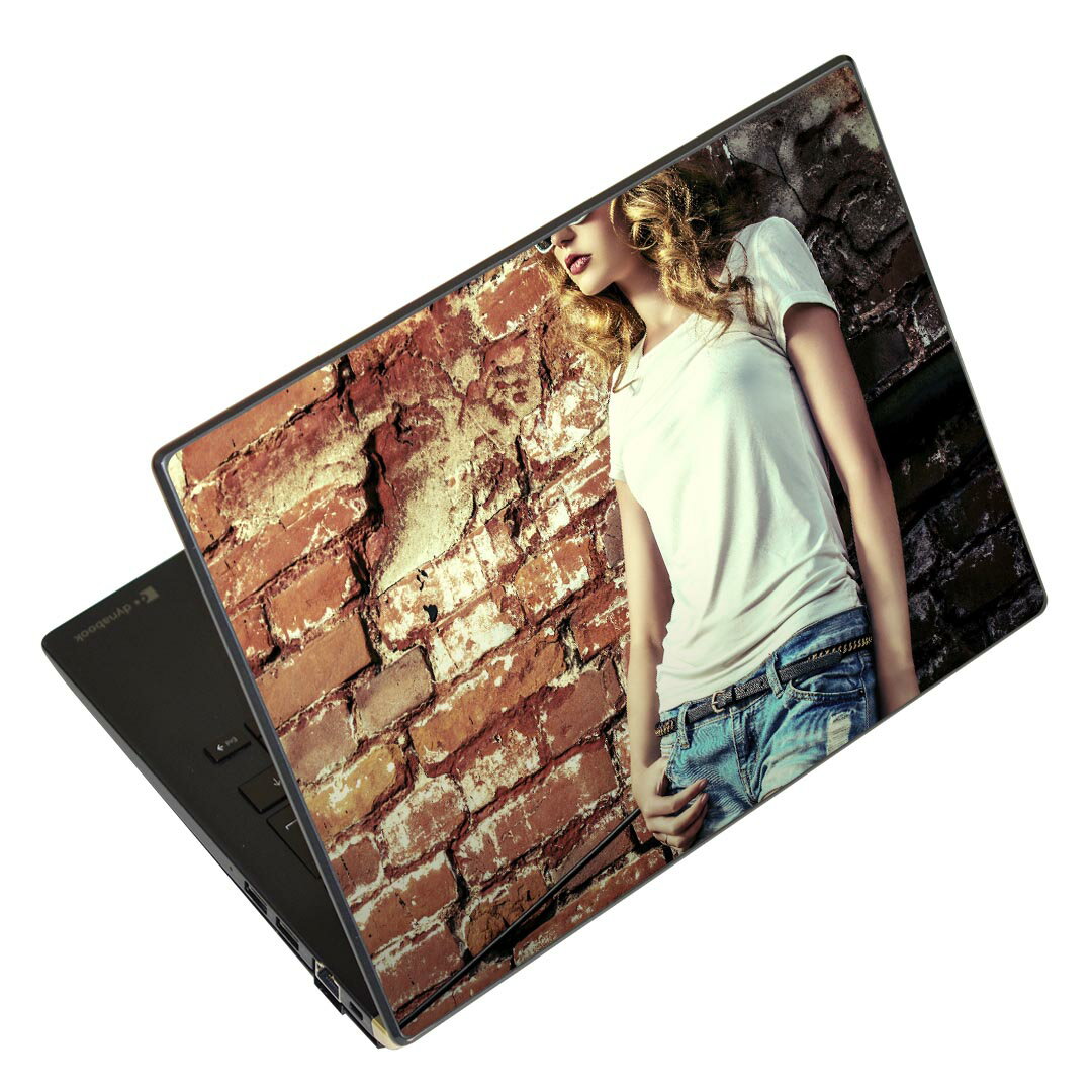 商品特徴・貼るだけでおしゃれに簡単着せ替え、13.3inch以下のノートパソコンデザインスキンシール！・高精細プリントで写真と遜色がない仕上がり！・ちょっとしたすり傷から端末を保護！・「裸で持つ派」の人にはもちろん、お手持ちのクリアケース付...