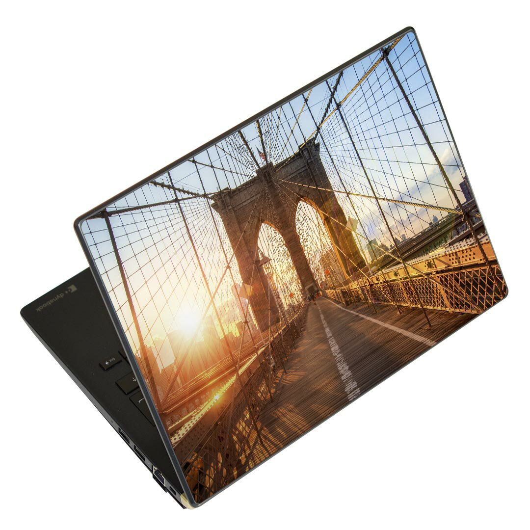 商品特徴・貼るだけでおしゃれに簡単着せ替え、13.3inch以下のノートパソコンデザインスキンシール！・高精細プリントで写真と遜色がない仕上がり！・ちょっとしたすり傷から端末を保護！・「裸で持つ派」の人にはもちろん、お手持ちのクリアケース付...