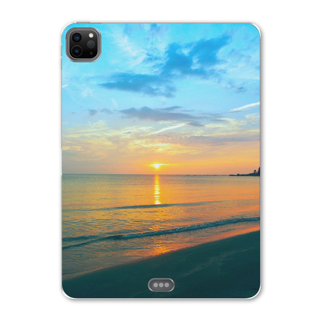 注意事項・素材ケースの入荷時期により、商品写真とは一部カメラ・ボタン穴などの形状が異なるケースを使用する場合があります。また、一部機種のTPU商品は素材強度の関係でケースの上からボタン操作するタイプとなりますが操作に影響はありません。・側面...