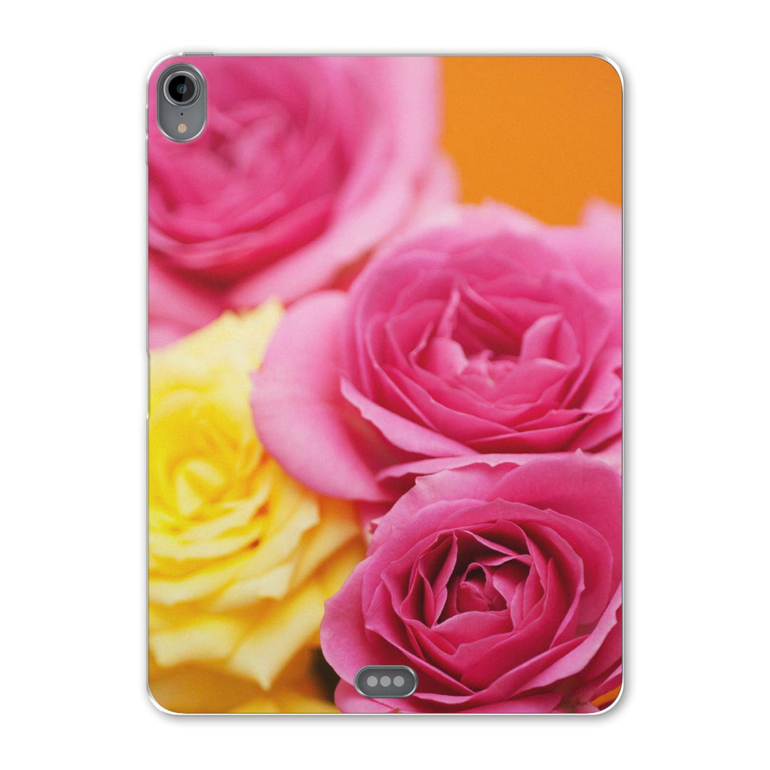 注意事項・素材ケースの入荷時期により、商品写真とは一部カメラ・ボタン穴などの形状が異なるケースを使用する場合があります。また、一部機種のTPU商品は素材強度の関係でケースの上からボタン操作するタイプとなりますが操作に影響はありません。・側面...