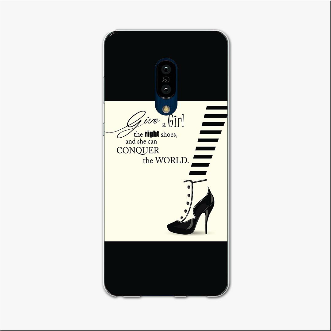 注意事項素材ケースの入荷時期により、商品写真とは一部カメラ・ボタン穴などの形状が異なるケースを使用する場合があります。また、一部機種のTPU商品は素材強度の関係でケースの上からボタン等を操作するタイプとなりますが操作に影響はありません。側面...