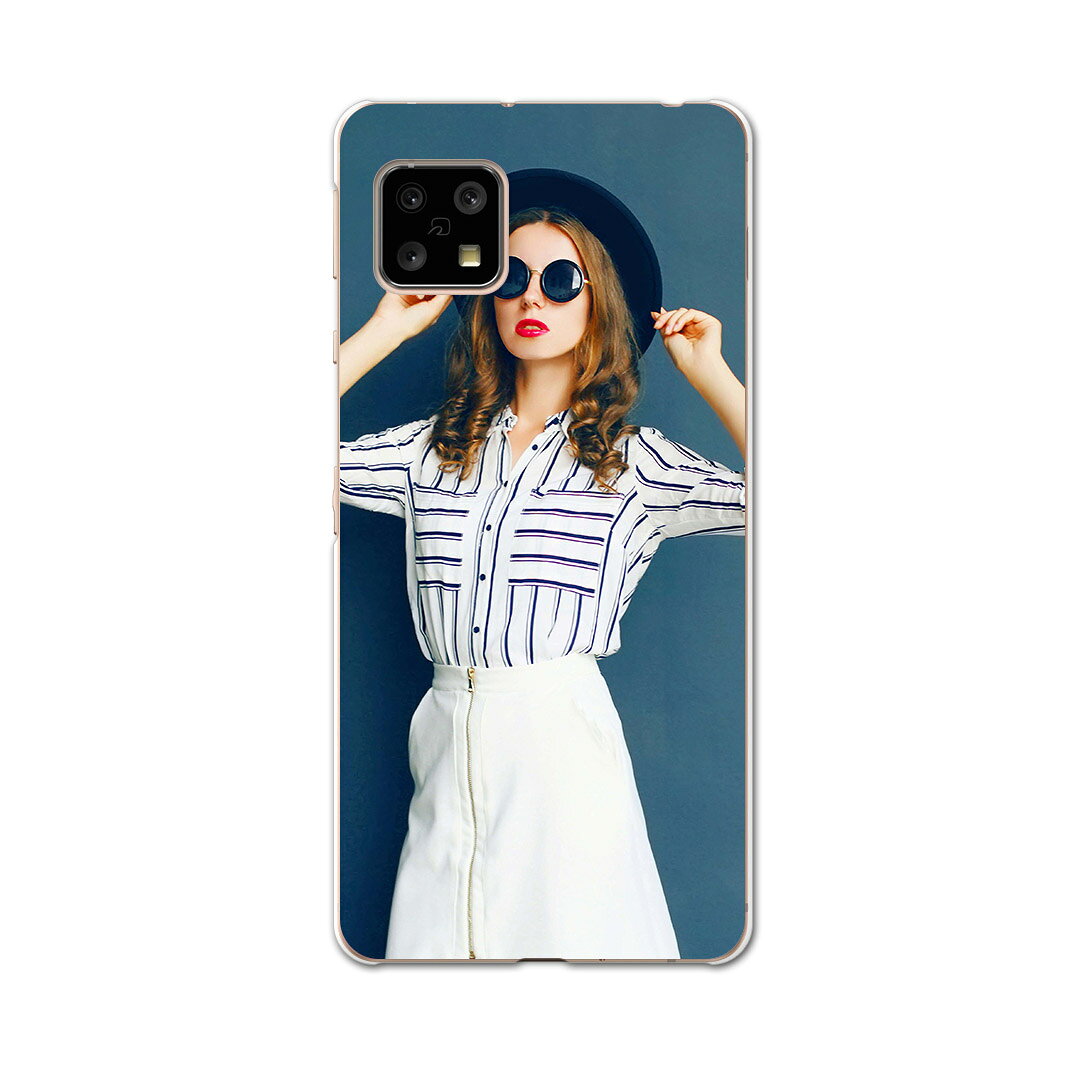 注意事項素材ケースの入荷時期により、商品写真とは一部カメラ・ボタン穴などの形状が異なるケースを使用する場合があります。また、一部機種のTPU商品は素材強度の関係でケースの上からボタン等を操作するタイプとなりますが操作に影響はありません。側面...