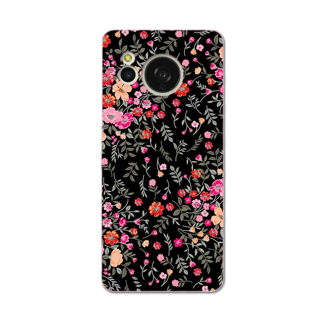 注意事項素材ケースの入荷時期により、商品写真とは一部カメラ・ボタン穴などの形状が異なるケースを使用する場合があります。また、一部機種のTPU商品は素材強度の関係でケースの上からボタン等を操作するタイプとなりますが操作に影響はありません。側面...