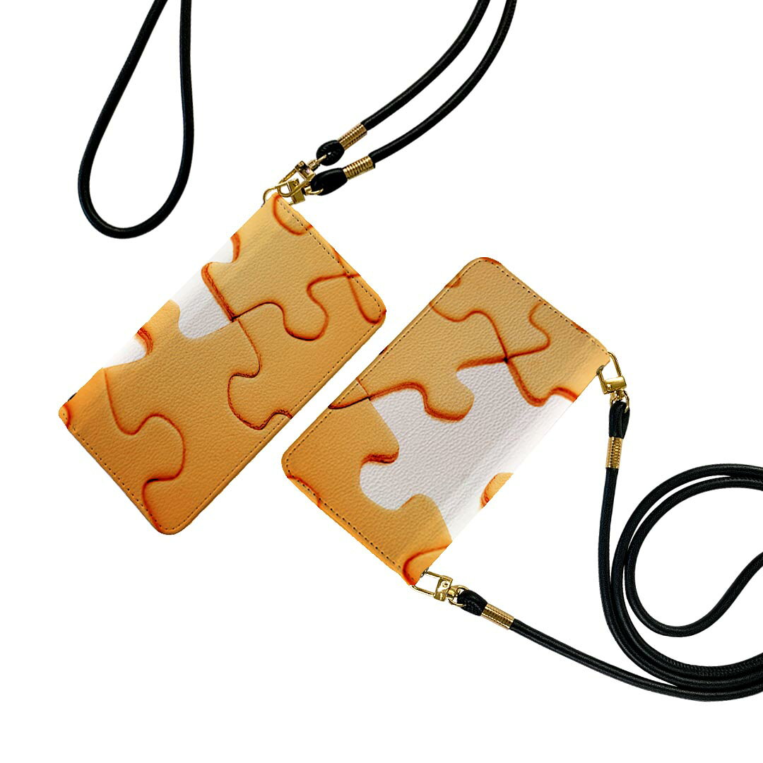 商品特徴・ショルダー付き手帳型スマホケース・シームレスな全面デザイン（内側は落ち着いたオフホワイト）・外側は高品質の人工革を使用・内側にはスマホを装着するケースが付属・機種専用のカメラホール仕様でケースを装着したままの撮影が可能・ワンセグや...