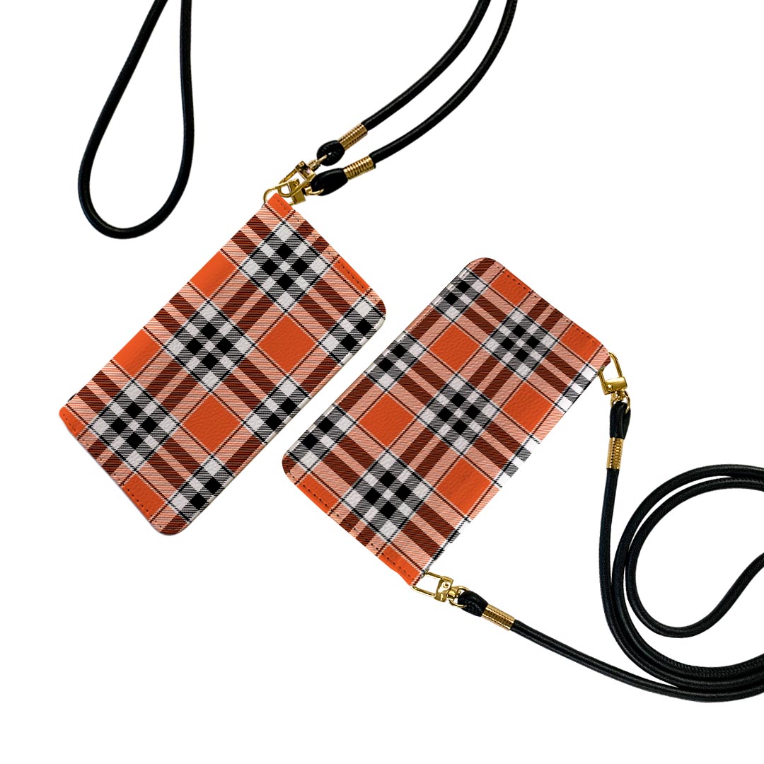 商品特徴・ショルダー付き手帳型スマホケース・シームレスな全面デザイン（内側は落ち着いたオフホワイト）・外側は高品質の人工革を使用・内側にはスマホを装着するケースが付属・機種専用のカメラホール仕様でケースを装着したままの撮影が可能・ワンセグや...