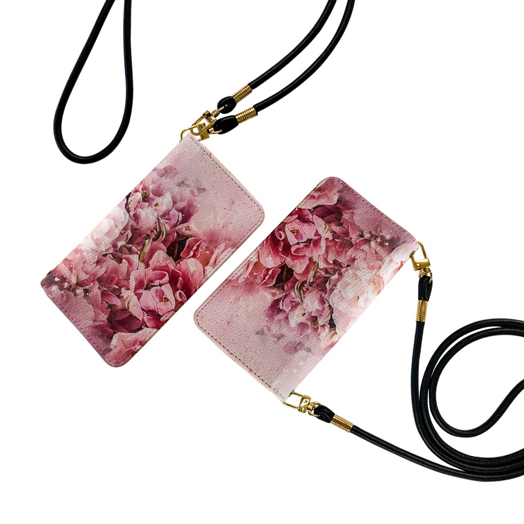 商品特徴・ショルダー付き手帳型スマホケース・シームレスな全面デザイン（内側は落ち着いたオフホワイト）・外側は高品質の人工革を使用・内側にはスマホを装着するケースが付属・機種専用のカメラホール仕様でケースを装着したままの撮影が可能・ワンセグや...