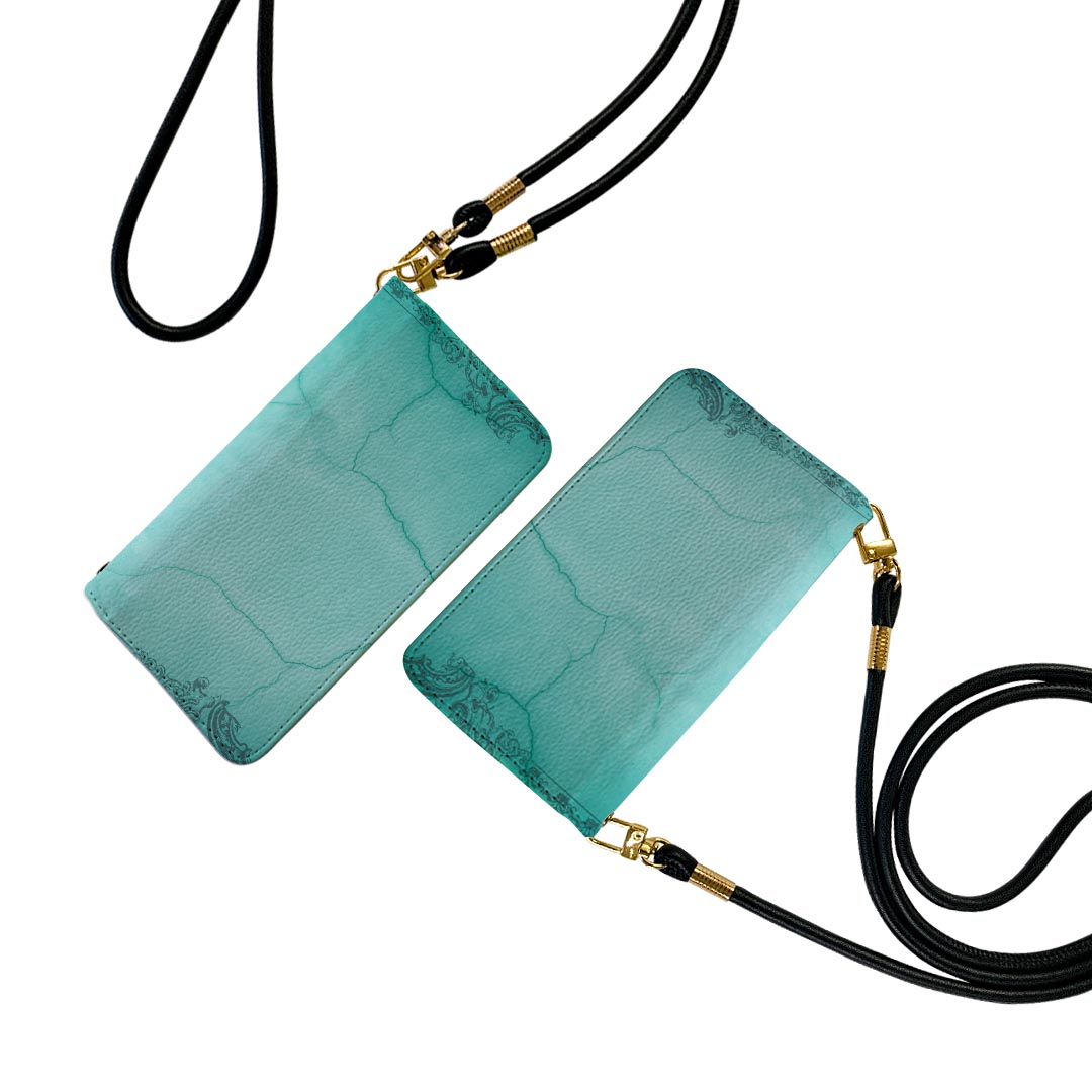 商品特徴・ショルダー付き手帳型スマホケース・シームレスな全面デザイン（内側は落ち着いたオフホワイト）・外側は高品質の人工革を使用・内側にはスマホを装着するケースが付属・機種専用のカメラホール仕様でケースを装着したままの撮影が可能・ワンセグや...