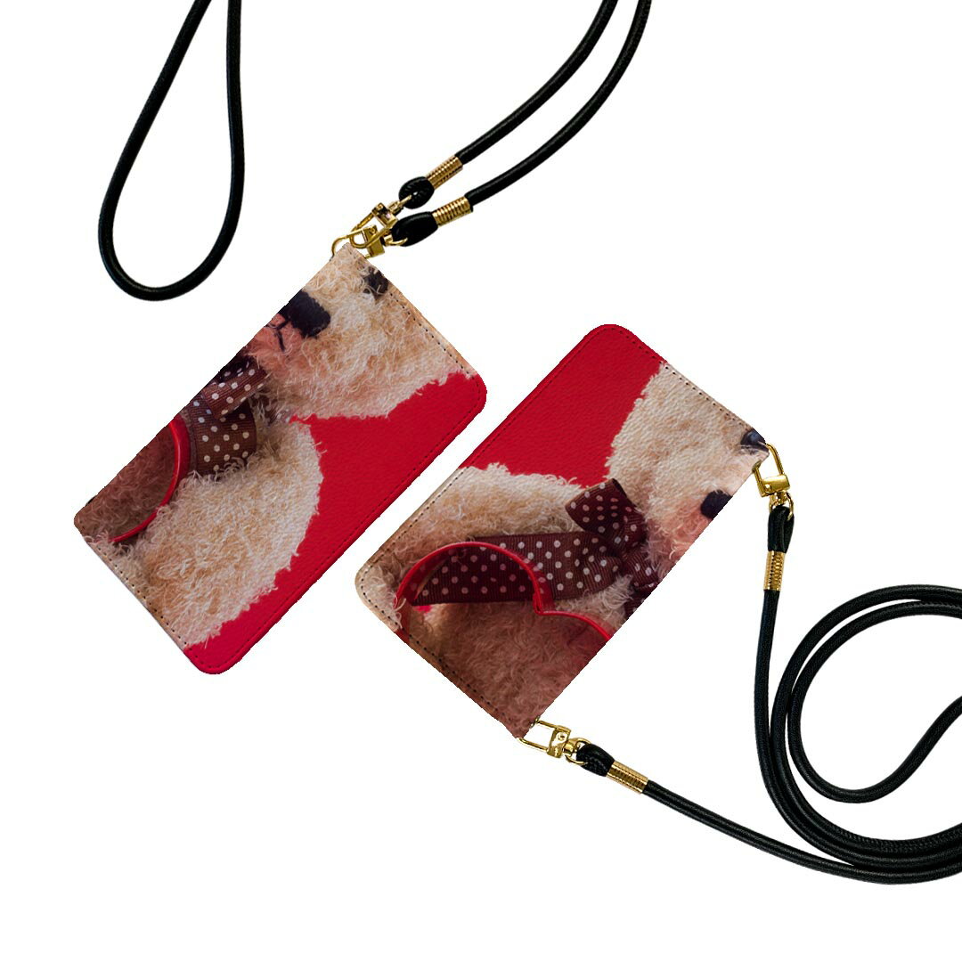 商品特徴・ショルダー付き手帳型スマホケース・シームレスな全面デザイン（内側は落ち着いたオフホワイト）・外側は高品質の人工革を使用・内側にはスマホを装着するケースが付属・機種専用のカメラホール仕様でケースを装着したままの撮影が可能・ワンセグや...