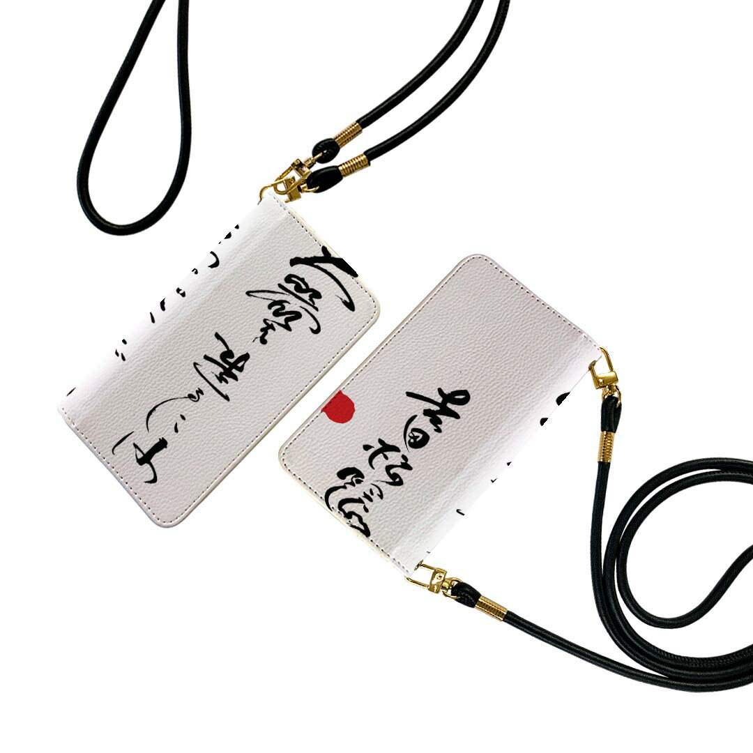 商品特徴・ショルダー付き手帳型スマホケース・シームレスな全面デザイン（内側は落ち着いたオフホワイト）・外側は高品質の人工革を使用・内側にはスマホを装着するケースが付属・機種専用のカメラホール仕様でケースを装着したままの撮影が可能・ワンセグや...