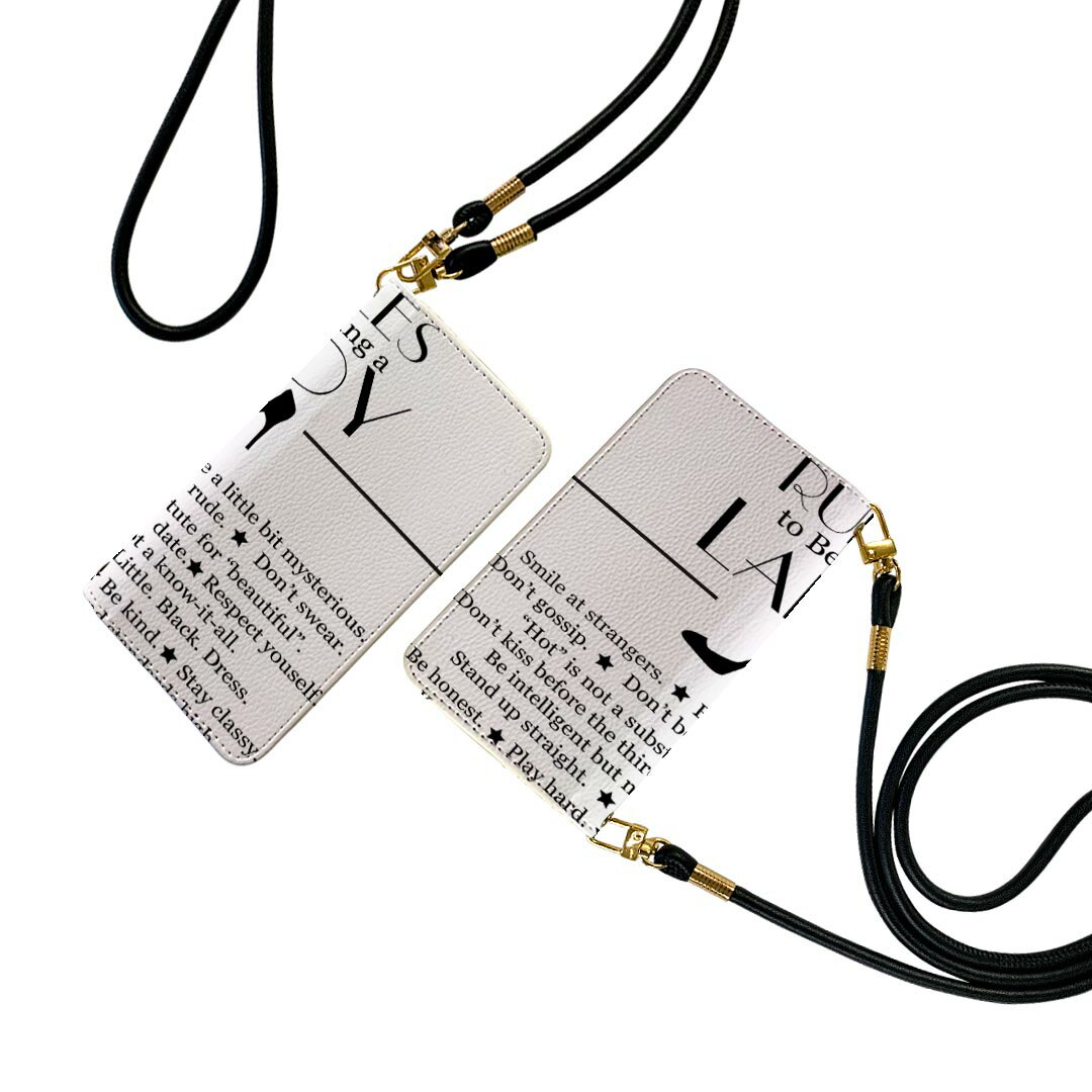 商品特徴・ショルダー付き手帳型スマホケース・シームレスな全面デザイン（内側は落ち着いたオフホワイト）・外側は高品質の人工革を使用・内側にはスマホを装着するケースが付属・機種専用のカメラホール仕様でケースを装着したままの撮影が可能・ワンセグや...