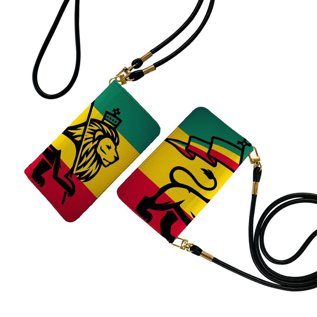 商品特徴・ショルダー付き手帳型スマホケース・シームレスな全面デザイン（内側は落ち着いたオフホワイト）・外側は高品質の人工革を使用・内側にはスマホを装着するケースが付属・機種専用のカメラホール仕様でケースを装着したままの撮影が可能・ワンセグや...