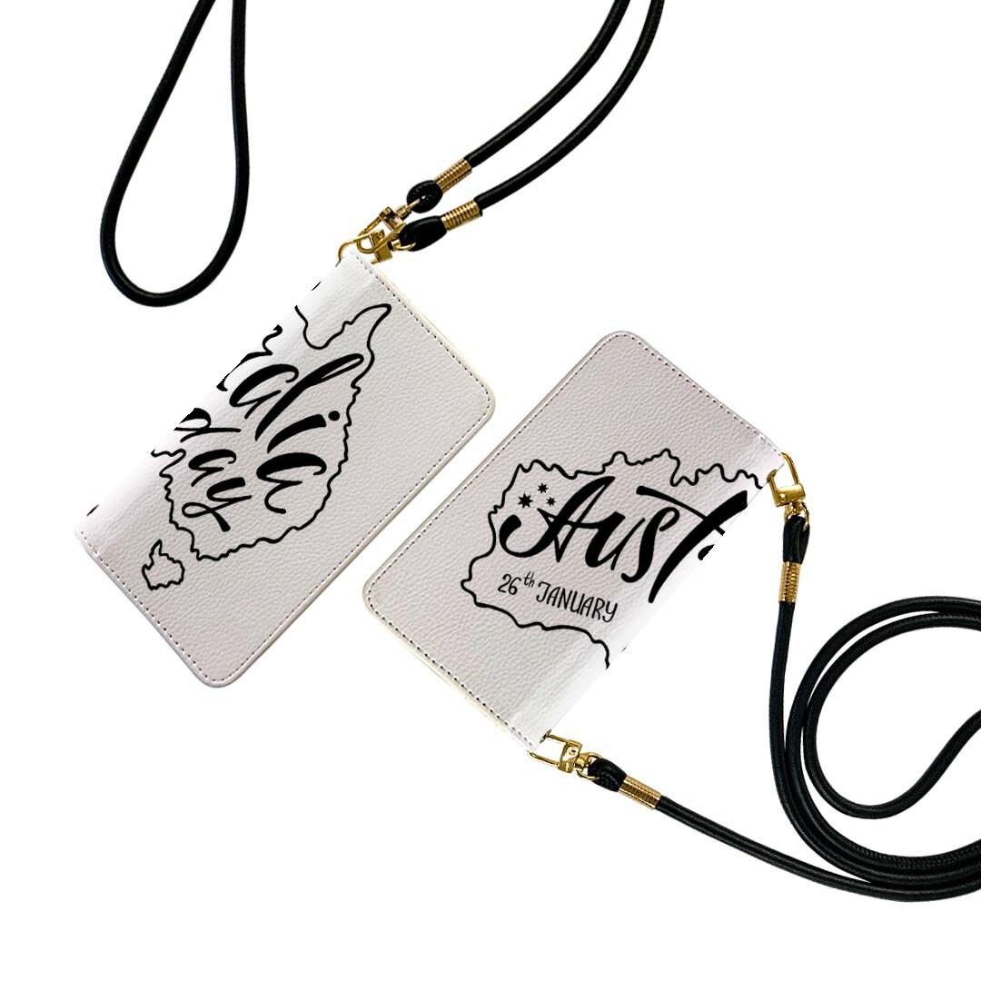 商品特徴・ショルダー付き手帳型スマホケース・シームレスな全面デザイン（内側は落ち着いたオフホワイト）・外側は高品質の人工革を使用・内側にはスマホを装着するケースが付属・機種専用のカメラホール仕様でケースを装着したままの撮影が可能・ワンセグや...