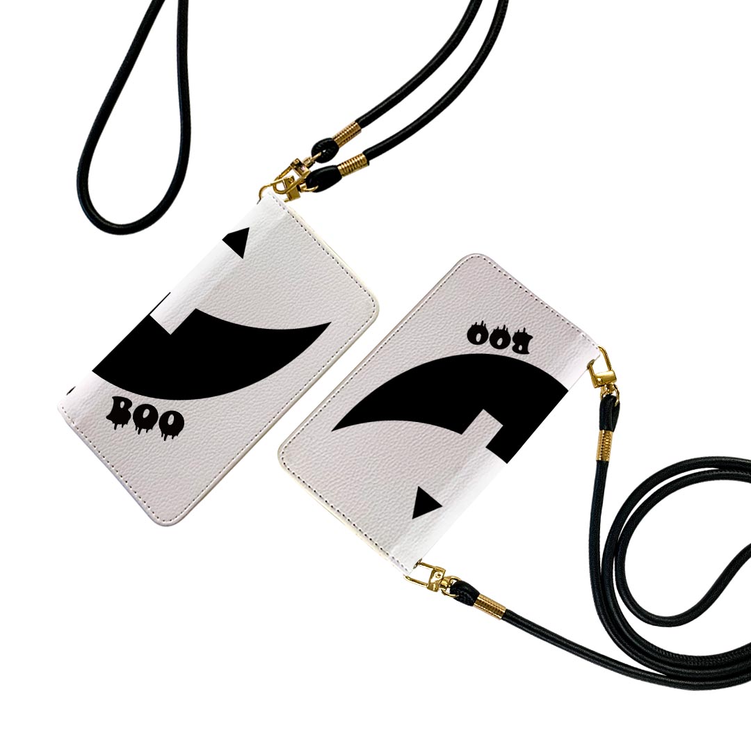 商品特徴・ショルダー付き手帳型スマホケース・シームレスな全面デザイン（内側は落ち着いたオフホワイト）・外側は高品質の人工革を使用・内側にはスマホを装着するケースが付属・機種専用のカメラホール仕様でケースを装着したままの撮影が可能・ワンセグや...