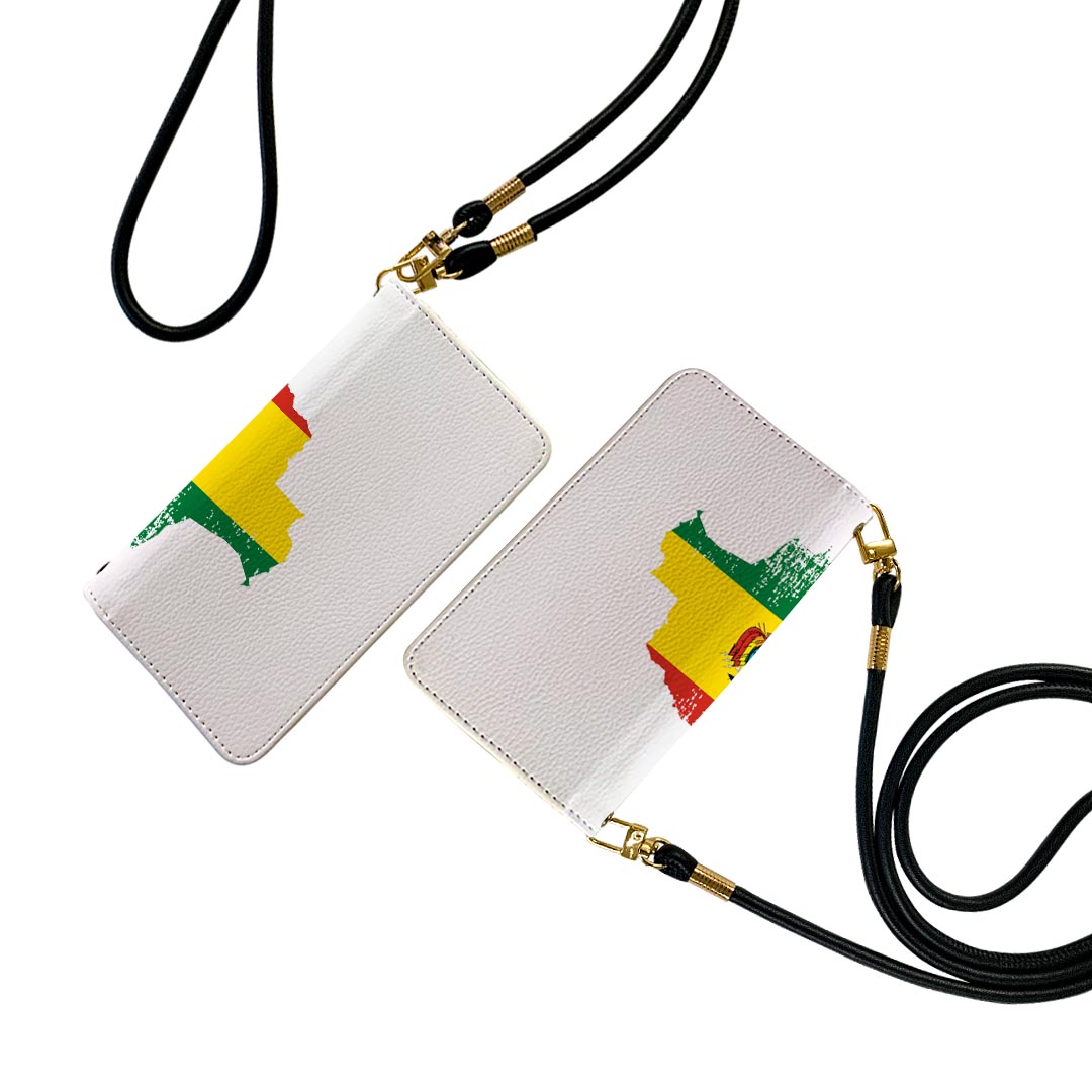 商品特徴・ショルダー付き手帳型スマホケース・シームレスな全面デザイン（内側は落ち着いたオフホワイト）・外側は高品質の人工革を使用・内側にはスマホを装着するケースが付属・機種専用のカメラホール仕様でケースを装着したままの撮影が可能・ワンセグや...