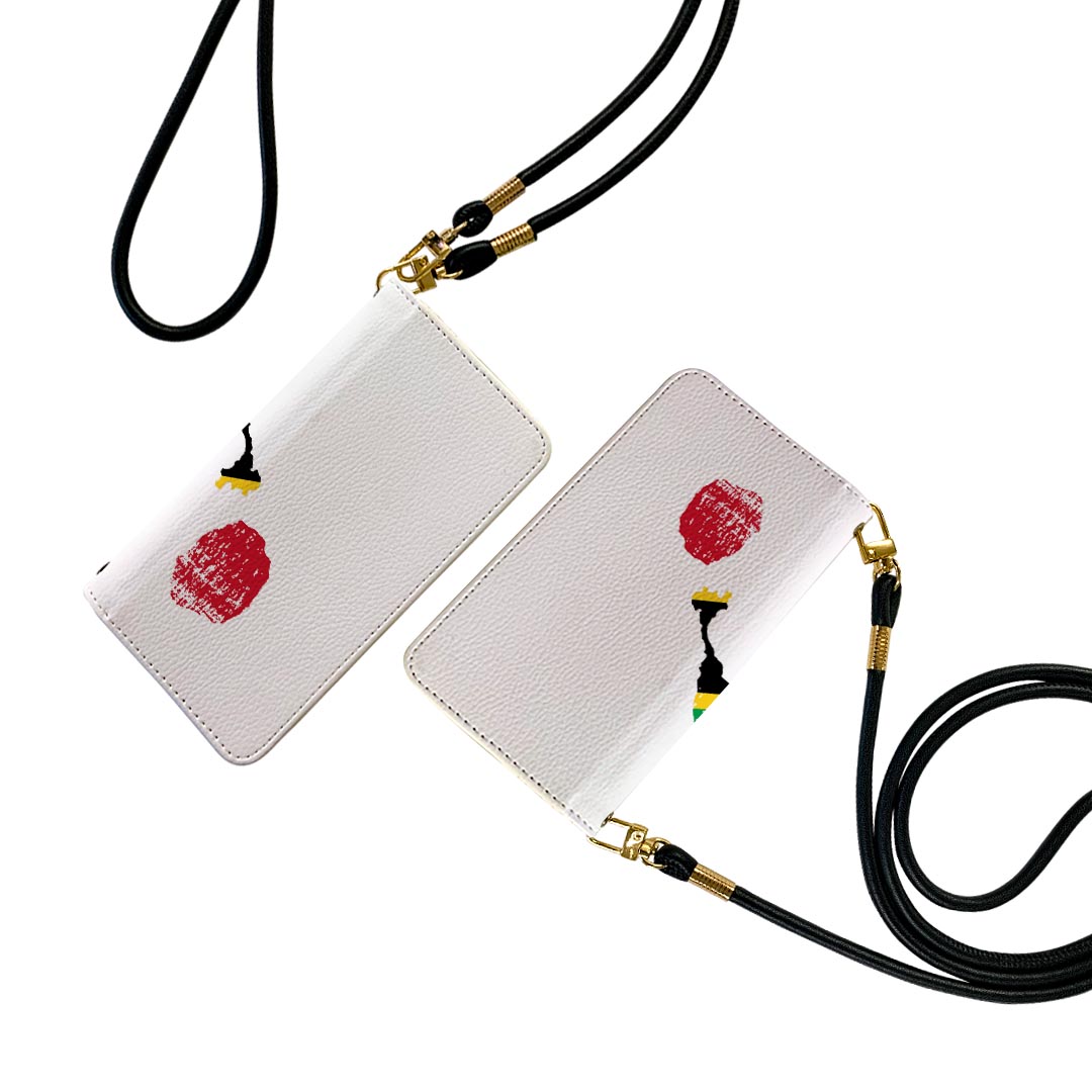 商品特徴・ショルダー付き手帳型スマホケース・シームレスな全面デザイン（内側は落ち着いたオフホワイト）・外側は高品質の人工革を使用・内側にはスマホを装着するケースが付属・機種専用のカメラホール仕様でケースを装着したままの撮影が可能・ワンセグや...