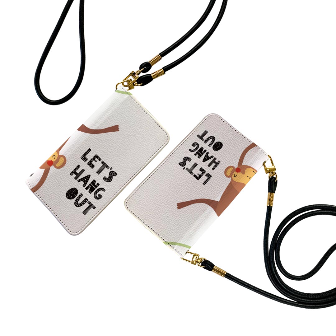 商品特徴・ショルダー付き手帳型スマホケース・シームレスな全面デザイン（内側は落ち着いたオフホワイト）・外側は高品質の人工革を使用・内側にはスマホを装着するケースが付属・機種専用のカメラホール仕様でケースを装着したままの撮影が可能・ワンセグや...