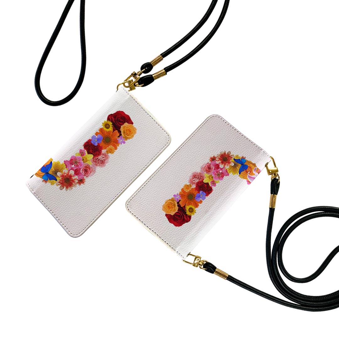 商品特徴・ショルダー付き手帳型スマホケース・シームレスな全面デザイン（内側は落ち着いたオフホワイト）・外側は高品質の人工革を使用・内側にはスマホを装着するケースが付属・機種専用のカメラホール仕様でケースを装着したままの撮影が可能・ワンセグや...