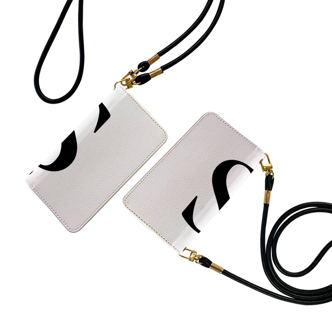 商品特徴・ショルダー付き手帳型スマホケース・シームレスな全面デザイン（内側は落ち着いたオフホワイト）・外側は高品質の人工革を使用・内側にはスマホを装着するケースが付属・機種専用のカメラホール仕様でケースを装着したままの撮影が可能・ワンセグや...