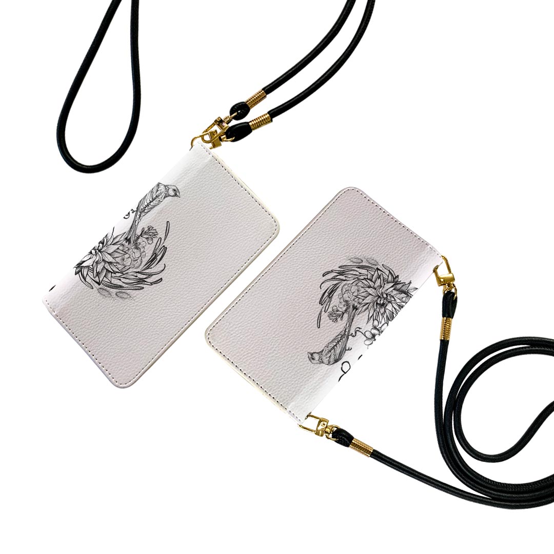 商品特徴・ショルダー付き手帳型スマホケース・シームレスな全面デザイン（内側は落ち着いたオフホワイト）・外側は高品質の人工革を使用・内側にはスマホを装着するケースが付属・機種専用のカメラホール仕様でケースを装着したままの撮影が可能・ワンセグや...